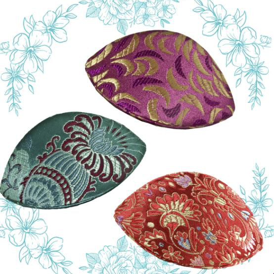 Dumpling Case with Stitch Markers